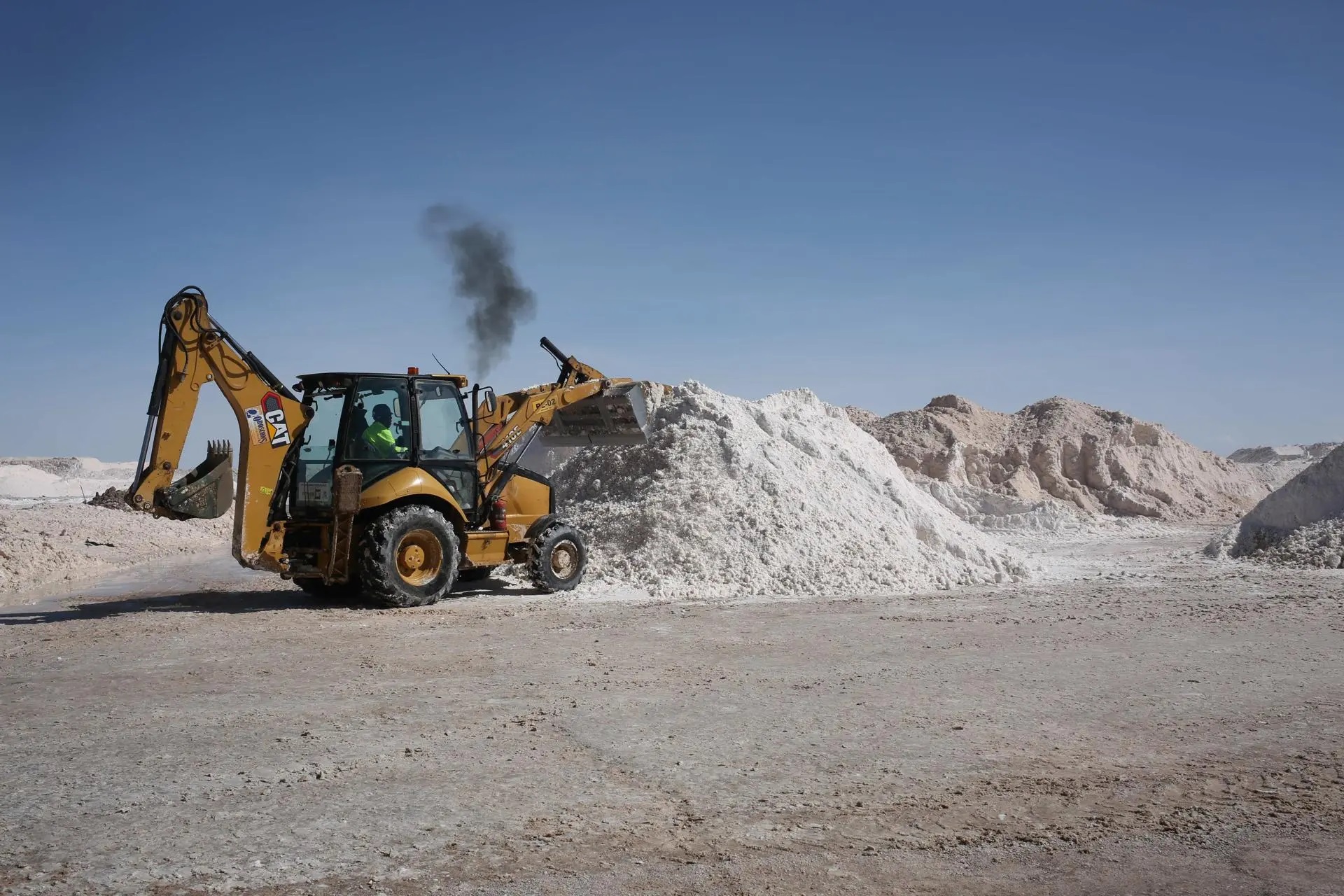 Bolivia’s Lithium Gamble Tests Water, Trust, and the Future of Uyuni ...