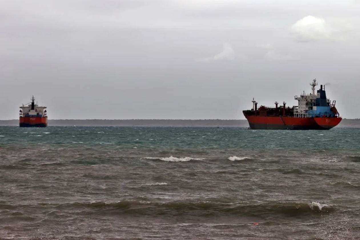 Cuba Offers Dialogue as U.S. Oil Pressure Pushes Relations to the Brink ...